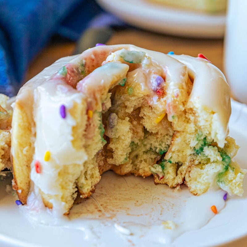 Cake Batter Cinnamon Rolls - I Wash You Dry