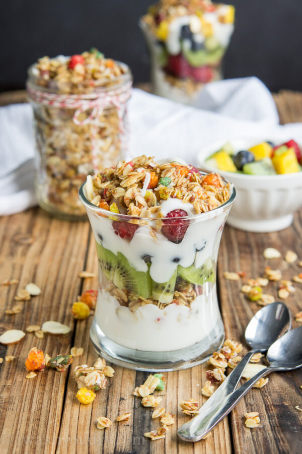 Homemade Fruity Granola - I Wash You Dry
