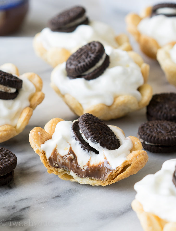 Mini Cookies and Cream Hazelnut Pies - I Wash You Dry